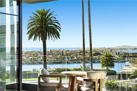 Moving to Newport Beach: A Relocation Checklist - The Malakai Sparks Group